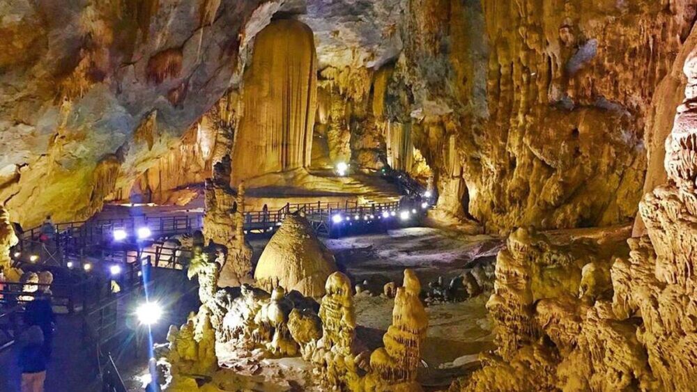 Nguyên nhân tạo ra địa hình Karst là gì? Karst tại Việt Nam